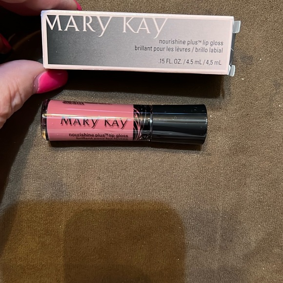 Mary Kay | Makeup | Mary Kay Nourishine Plus Lip Gloss Cafe Au Lait ...